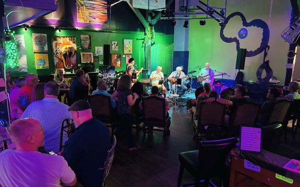 THE SIREN CLUB - Updated April 2026 - 10 Photos - 210 N 2nd St, Fort ...