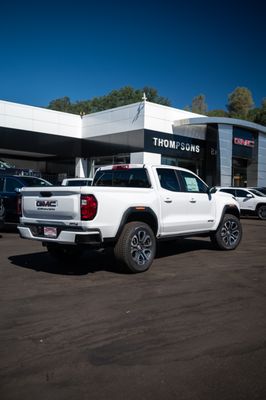 THOMPSONS GMC - Updated December 2025 - 166 Photos & 260 Reviews - 55 ...