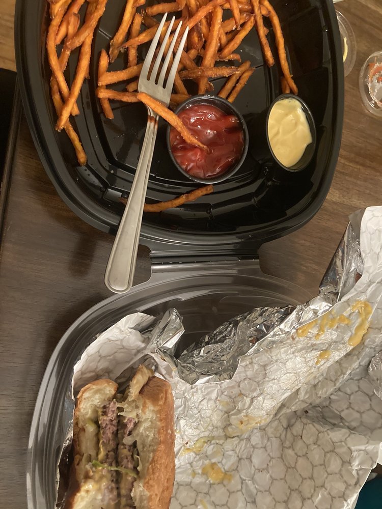 GASLIGHT - Updated May 2024 - 146 Photos & 209 Reviews - 2450 N Clark ...