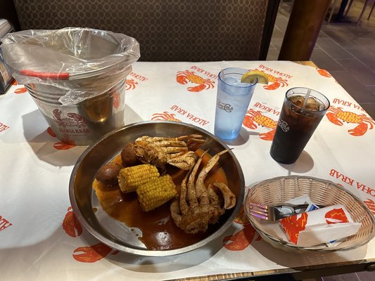 ALOHA KRAB CAJUN SEAFOOD & BAR - 27 Photos - 1 Crossgates Mall Rd ...