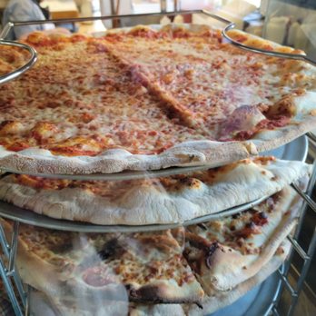 PENGUIN PIZZA - Updated September 2024 - 182 Photos & 606 Reviews - 735 ...