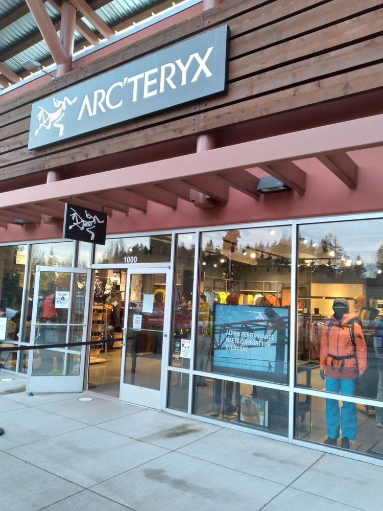 ARC’TERYX TULALIP OUTLET - Updated October 2025 - 10 Reviews - 10600 ...