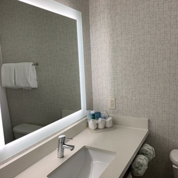 HOLIDAY INN EXPRESS ELLENSBURG - Updated October 2025 - 37 Photos & 49 ...