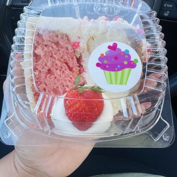 SWEET SURRENDER BAKERY - Updated December 2025 - 584 Photos & 499 ...