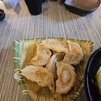 DUMPLING WORLD - Updated June 2024 - 75 Photos & 24 Reviews - 4616 ...