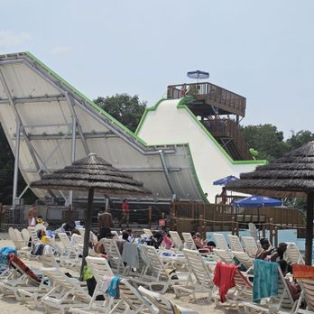 SPLASHDOWN BEACH - Updated December 2025 - 125 Photos & 108 Reviews ...