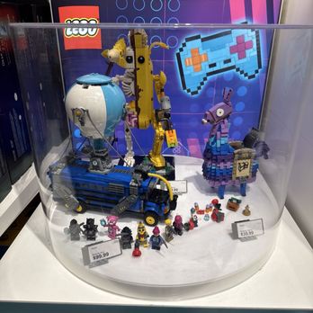 LEGO STORE - Updated December 2025 - 116 Photos & 14 Reviews - 10250 ...