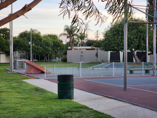 SILVERADO PARK - 41 Photos & 23 Reviews - 1545 W 31st St, Long Beach ...
