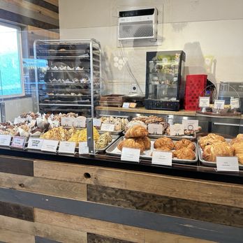 SUGAR BEACH BAKE SHOP - Updated August 2024 - 1306 Photos & 838 Reviews ...