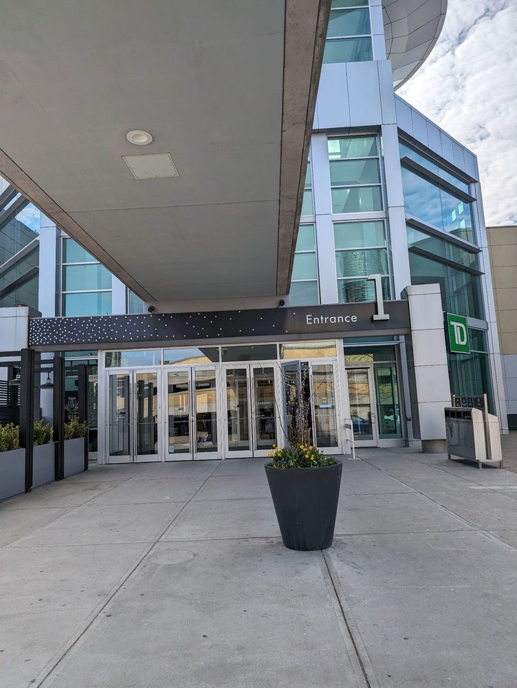 SQUARE ONE - Updated January 2025 - 376 Photos & 185 Reviews - 100 City ...