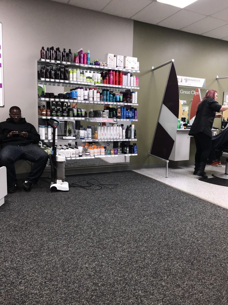 GREAT CLIPS - Updated May 2026 - 13 Reviews - 733 Main St, Schererville ...