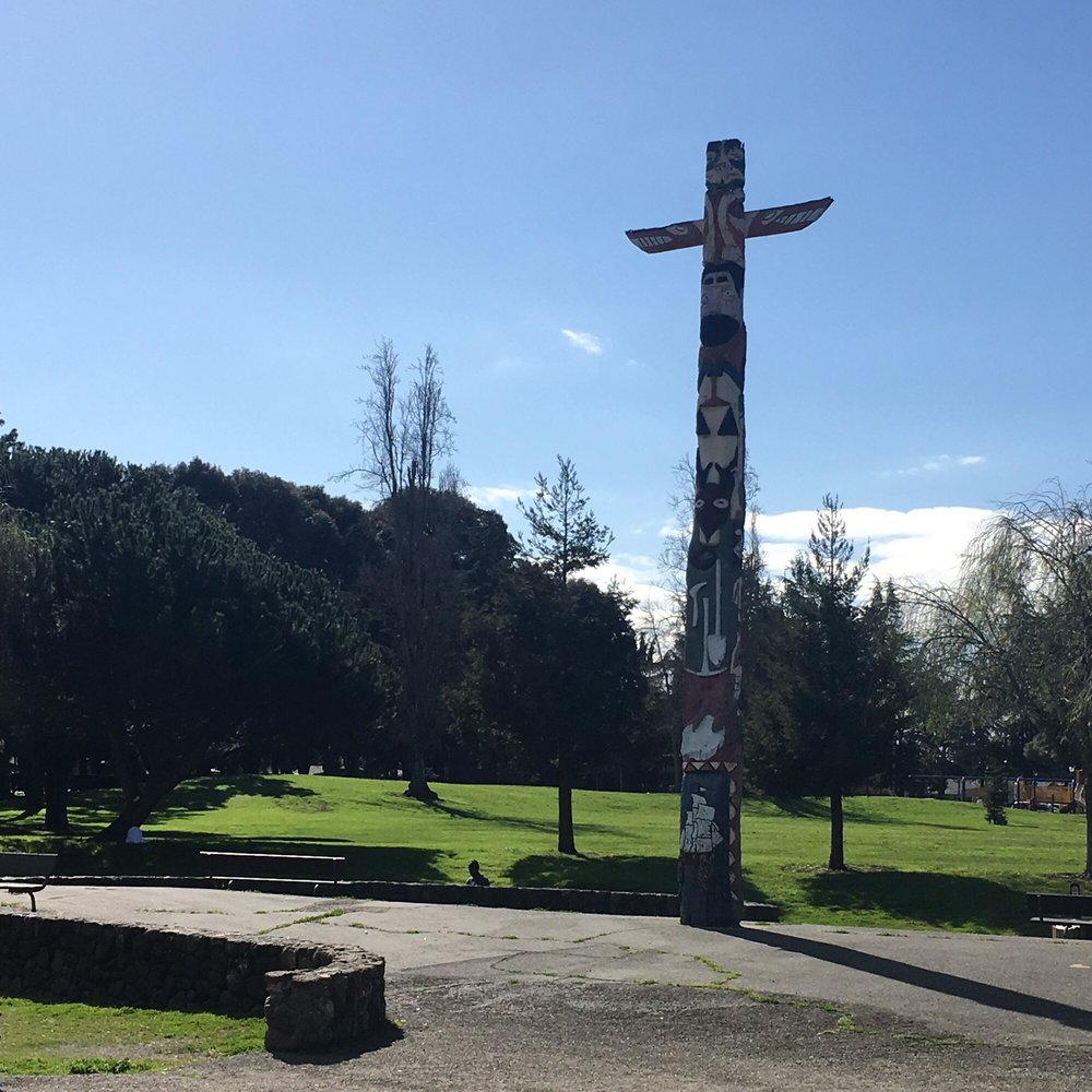 WEEKES COMMUNITY CENTER-PARK - 12 Photos & 10 Reviews - Performing Arts ...