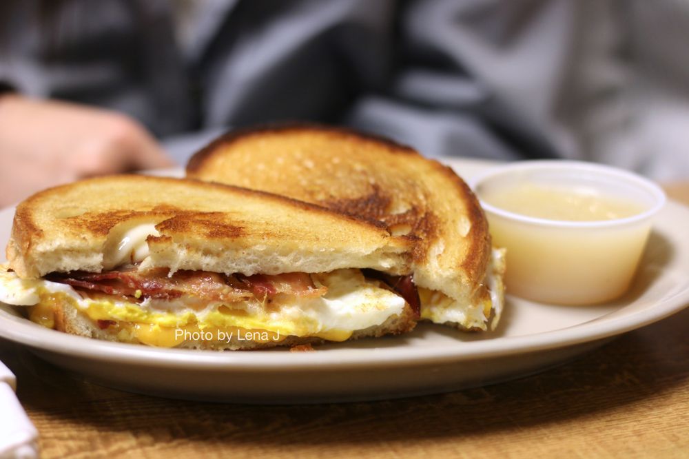 NORTHSIDE GRILL - 338 Photos & 339 Reviews - 1015 Broadway St, Ann ...