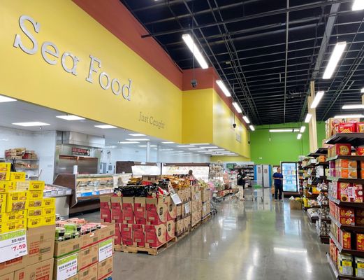 METRO SUPERMARKET - Updated April 2024 - 602 Photos & 34 Reviews - 8160 ...