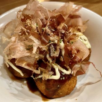 TIGER DEN - Updated January 2026 - 2122 Photos & 1376 Reviews - 9889 ...