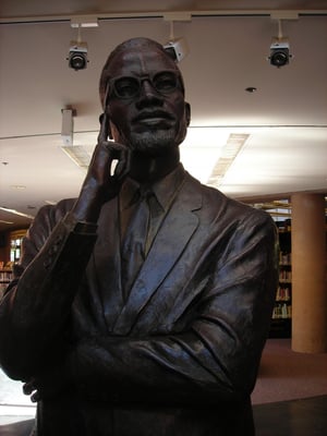 VALENCIA PARK - MALCOLM X LIBRARY - Updated September 2025 - 93 Photos ...