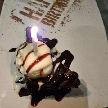 YARD HOUSE - Updated December 2025 - 1667 Photos & 1271 Reviews - 90 El ...