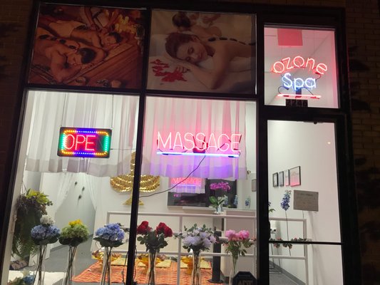 OZONE SPA - Updated December 2025 - 16 Photos - 2246 W Chicago Ave ...