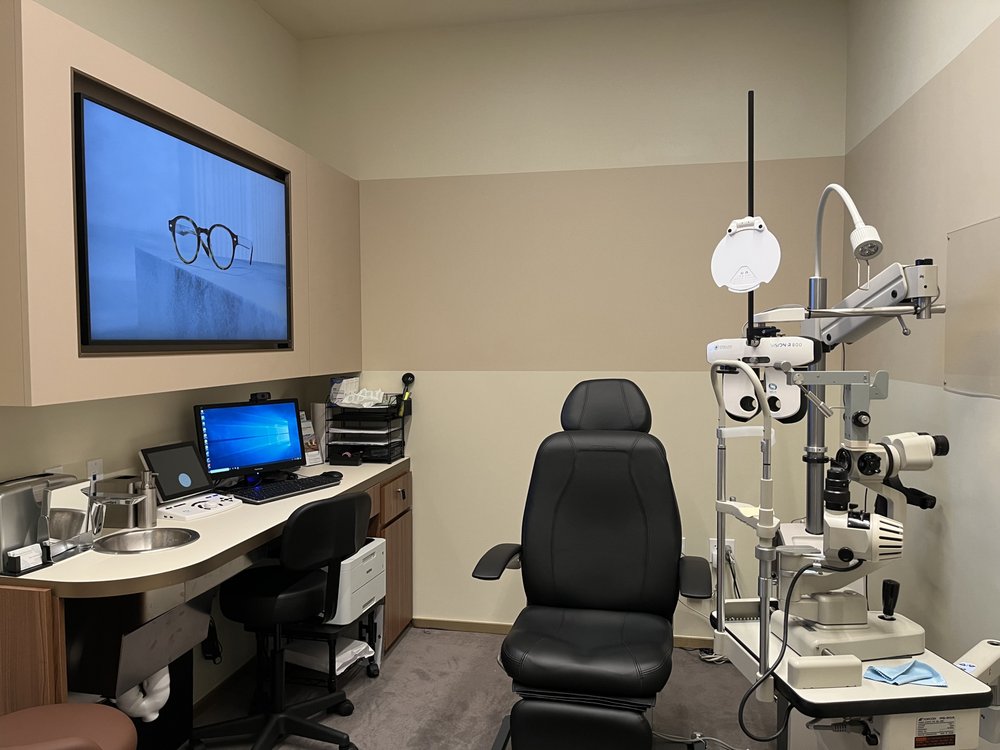 SWITZER OPTOMETRY - Updated July 2025 - 18 Photos - 3635 N Freeway Blvd ...