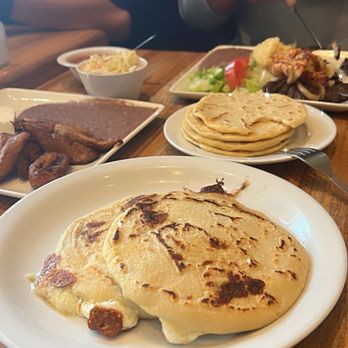 BALOMPIE CAFE NO 3 - Updated September 2024 - 457 Photos & 466 Reviews ...