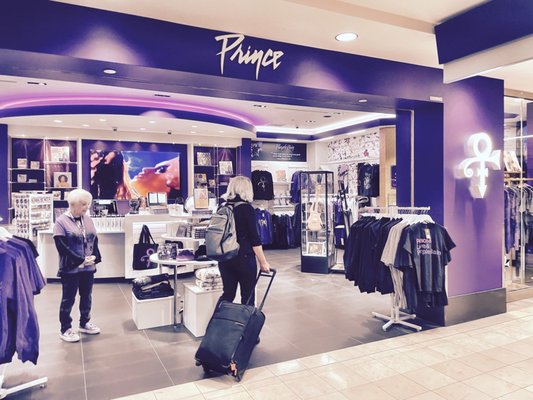 PRINCE STORE - Updated December 2025 - 117 Photos & 29 Reviews - 4300 ...