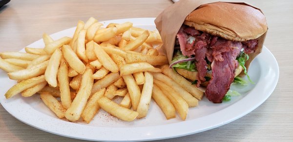 R BURGERS - 395 Photos & 568 Reviews - 1666 University Ave, Riverside ...