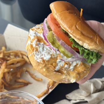 LR BURGER - Updated February 2025 - 45 Photos & 31 Reviews - 3151 Main ...