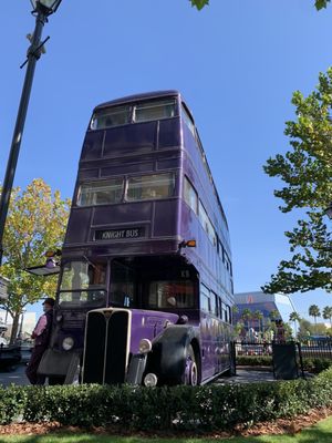 KNIGHT BUS - Updated November 2025 - 14 Photos - 5800 Universal Blvd ...