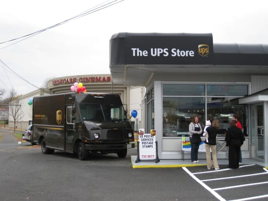 THE UPS STORE - Updated September 2025 - 29 Photos & 16 Reviews - 900 ...