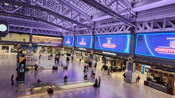 AMTRAK METROPOLITAN LOUNGE - Updated January 2026 - 148 Photos & 20 ...