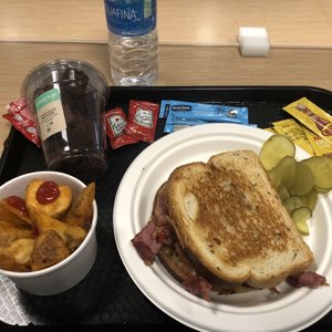 HOAG HOSPITAL CAFETERIA - 77 Photos & 30 Reviews - Coffee & Tea - 1 ...