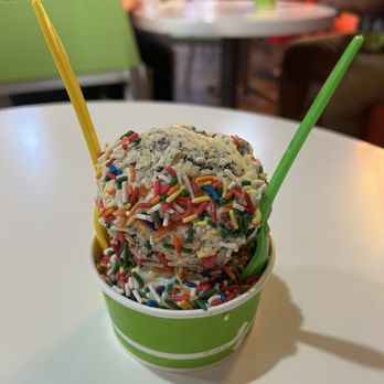 OLD TOWN SWEET SHOP - Updated June 2025 - 701 Photos & 284 Reviews ...