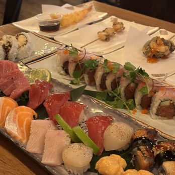 SAKE 2 ME SUSHI - Updated March 2025 - 4875 Photos & 3274 Reviews ...