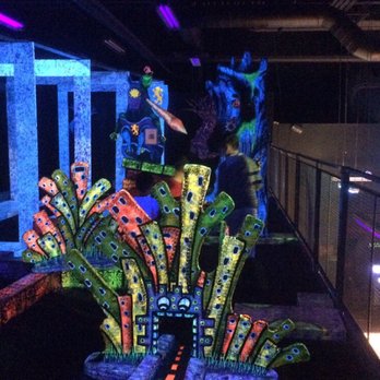 PUTTING EDGE - Updated January 2026 - 17 Photos - 105 Promenade du Centropolis, Laval, Quebec ...