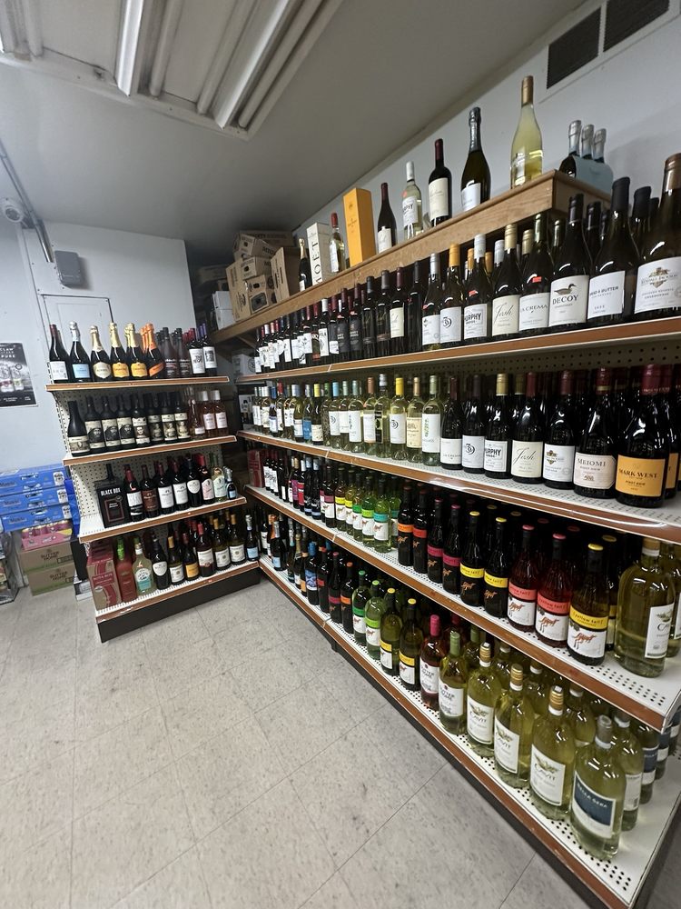 CORNER MINI MART - Updated December 2025 - 22 Photos - 3 Border St ...