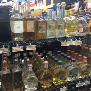 BANDERA WINE AND SPIRITS - Updated December 2025 - 10 Photos - 1010 ...