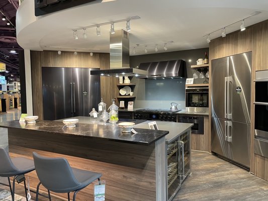 NEBRASKA FURNITURE MART - Updated July 2025 - 178 Photos & 510 Reviews ...