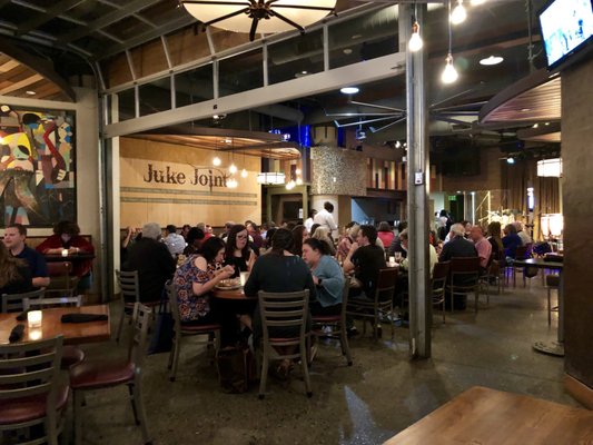 SWEET GEORGIA’S JUKE JOINT - 1286 Photos & 1385 Reviews - 200 Peachtree ...