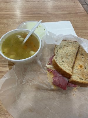 NEW YORK DELI - Updated June 2024 - 27 Photos & 60 Reviews - 255 South ...