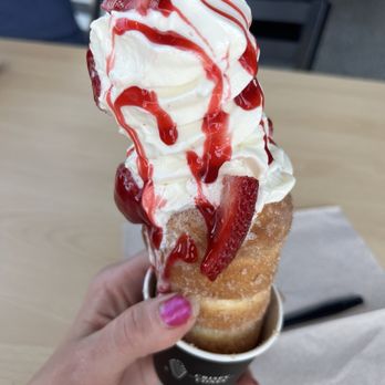 CRISPY CONES - Updated August 2025 - 15 Photos & 17 Reviews - 4906 ...