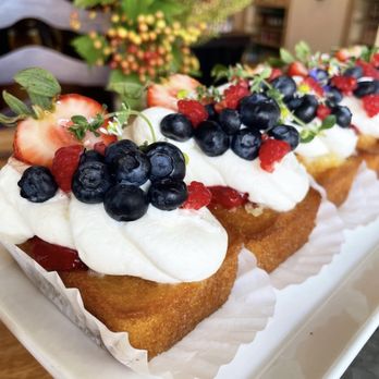 TALULA’S - Updated September 2025 - 2 Morning Walk Ln, Kennebunk, Maine ...