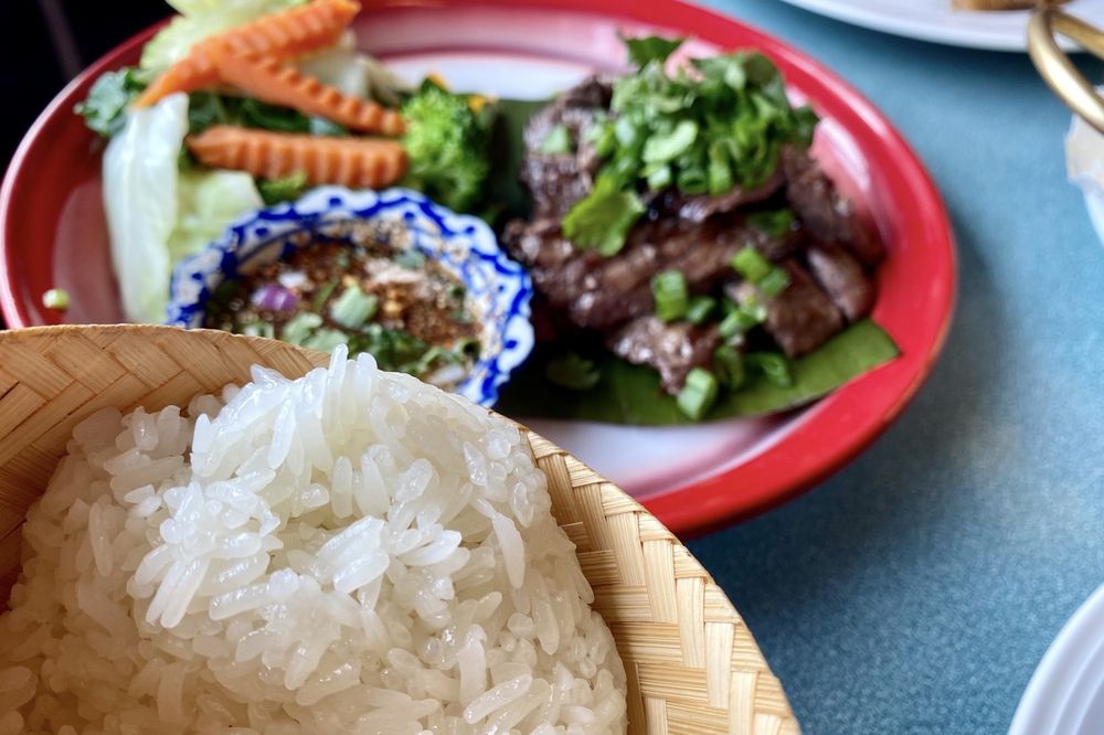 HAPPY THAI - Updated July 2025 - 247 Photos & 202 Reviews - 8444 Lee ...