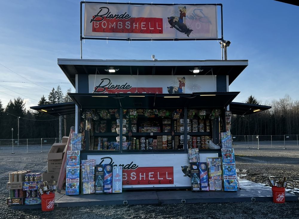 BLONDE BOMBSHELL RELOADED - Updated April 2025 - 10274 27th Ave NE ...