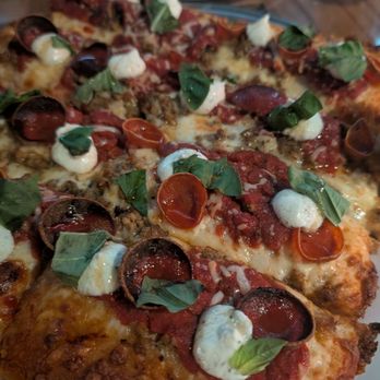 NOBLE PIE PARLOR - MIDTOWN - Updated December 2025 - 784 Photos & 708 ...