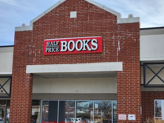 HALF PRICE BOOKS - Updated December 2025 - 47 Photos & 36 Reviews - 701 ...