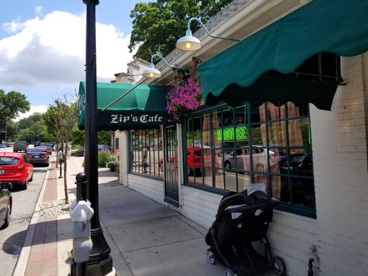 ZIP’S CAFE - 133 Photos & 385 Reviews - Pubs - 1036 Delta Ave ...