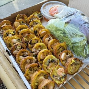 BANH KHOT LADY - Updated October 2024 - 641 Photos & 462 Reviews ...