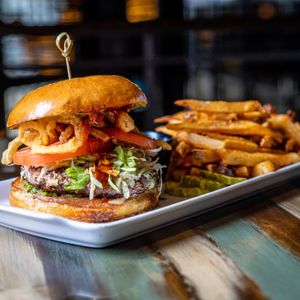 BRU BURGER BAR - CINCINNATI - 454 Photos & 518 Reviews - 41 E 6th St ...