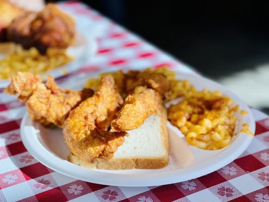 GUS’S WORLD FAMOUS FRIED CHICKEN - SAN ANTONIO - Updated January 2025 ...