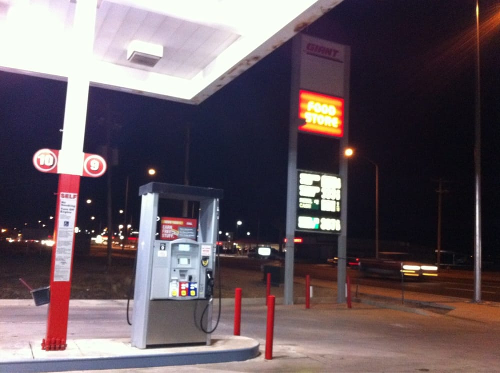 GIANT SERVICE STATION STORE 6908 - Updated June 2024 - 300 E US Highway ...